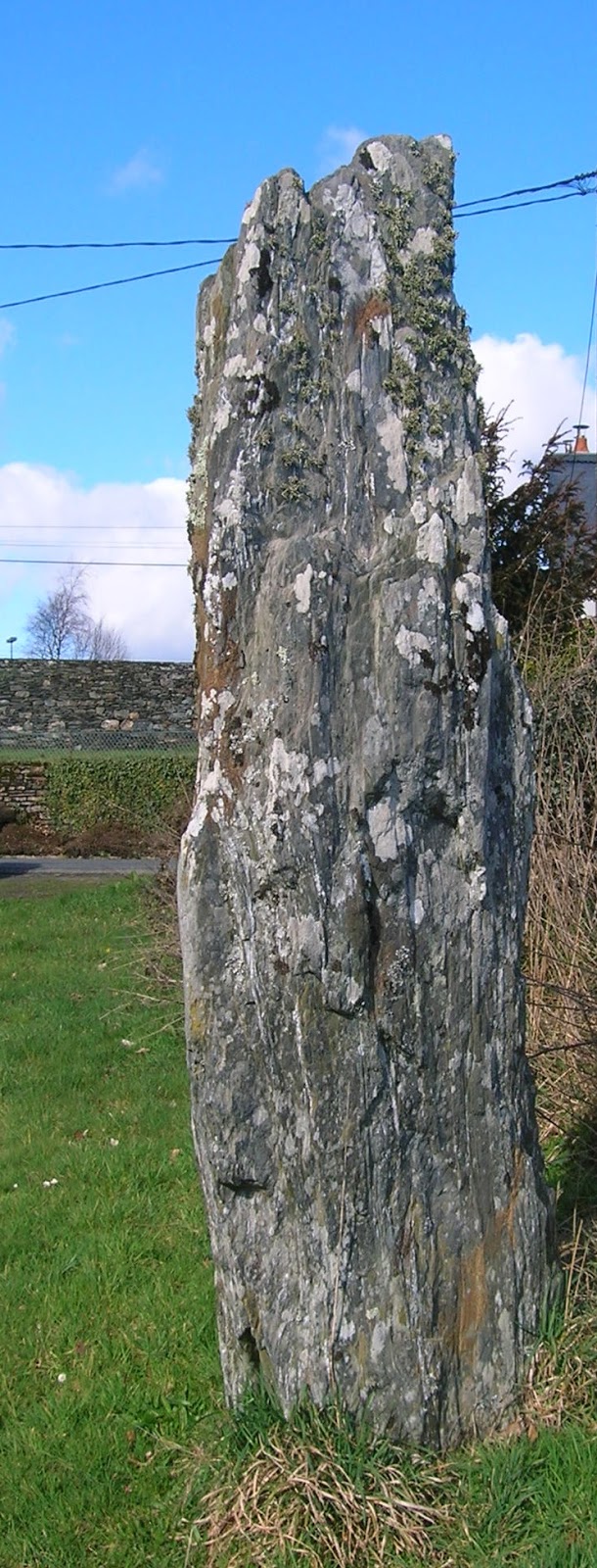 Rosquelfen: Mégalithe de Saint Mayeux
