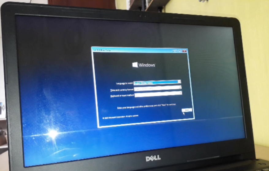 Savour the moment: [Installation] Windows 10 on a 64-bit laptop with ...