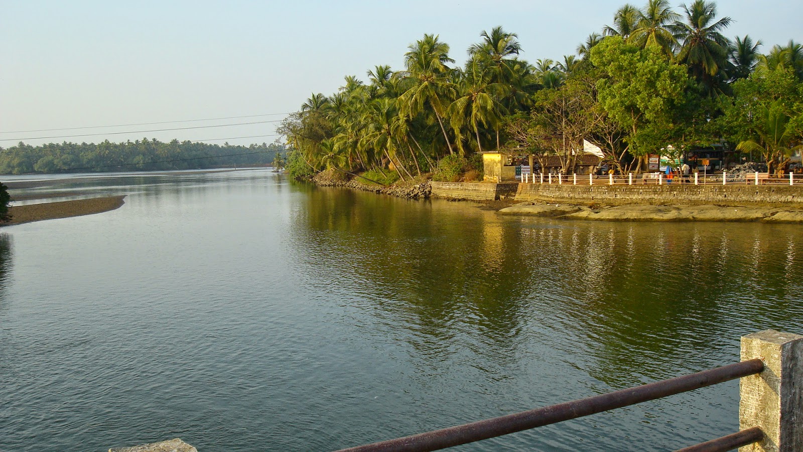 YENNAAR: Mattu Beach