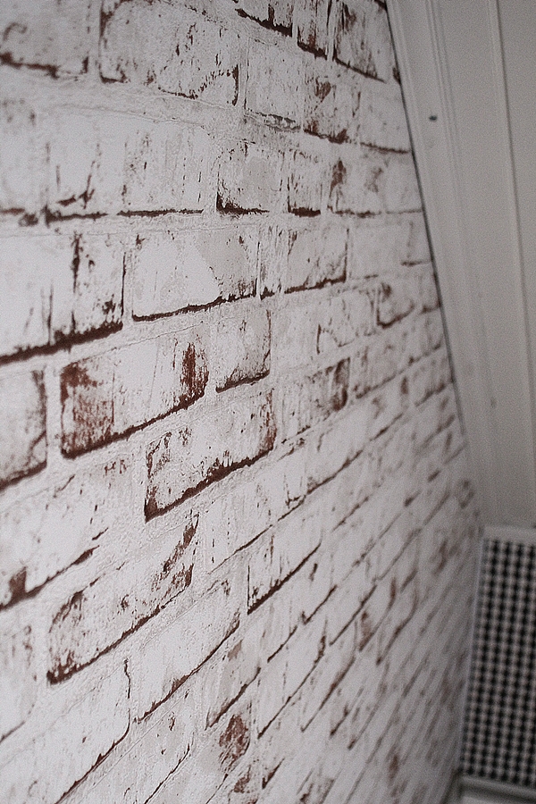 Uutta Vanhaa Lainattua: Tiilitapettia