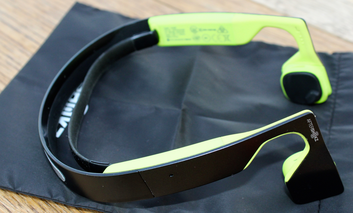 Review: Aftershokz Bluez 2 Bone Conduction Headphones