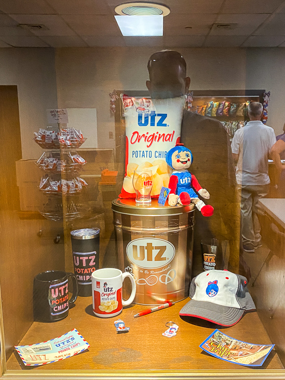 Tales of the Flowers: Utz Potato Chip Factory Tour - 2021/08/23