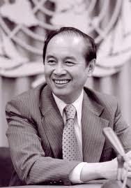 The Doc Is In: The Legacy Of A Great Man - RAFAEL M. SALAS