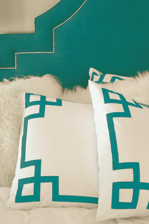 sadie + stella: Live Like You Greek Key Bedding Giveaway