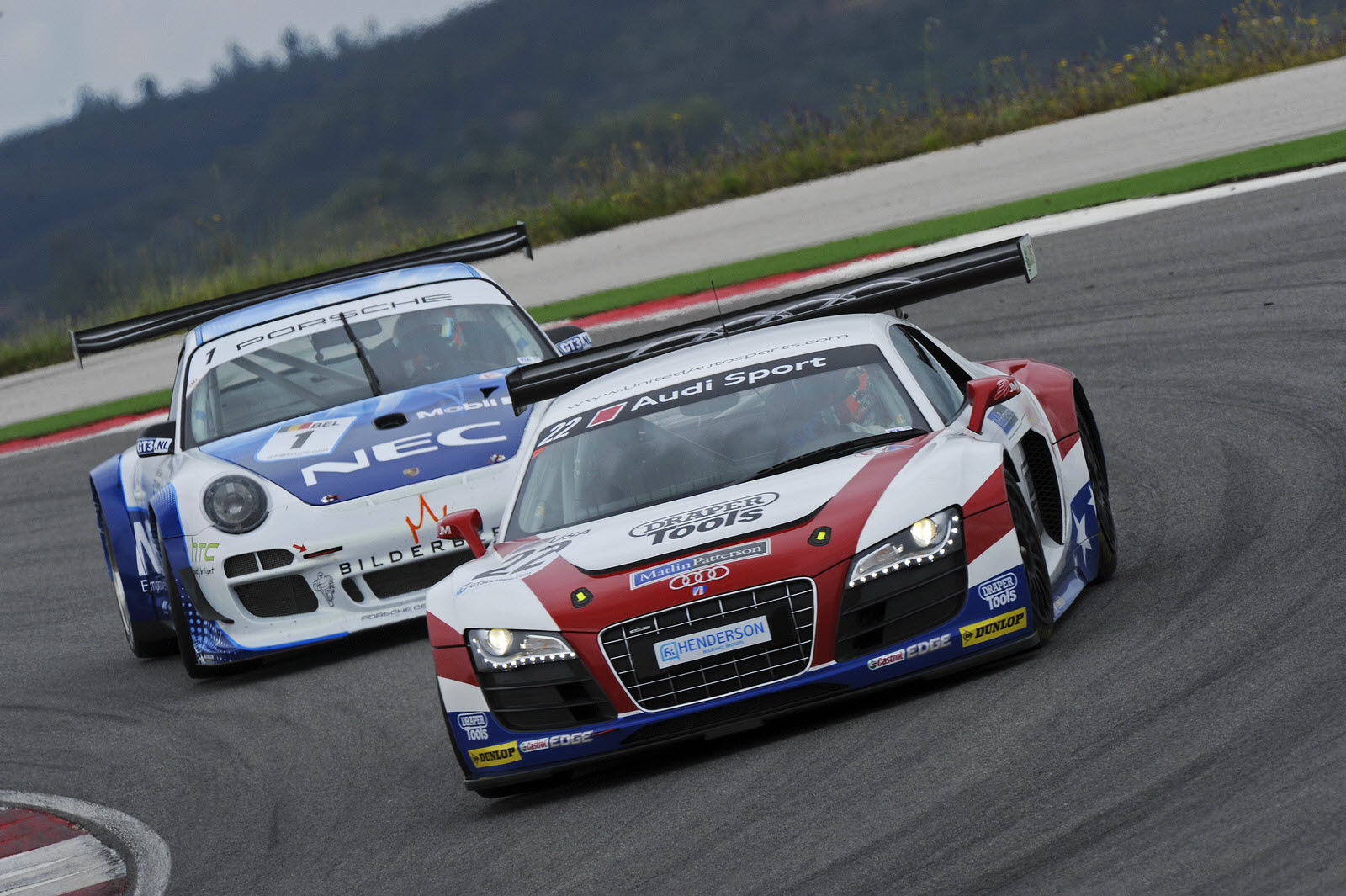 2011 FIA GT3 European : BMW and Audi win season opener at Algarve