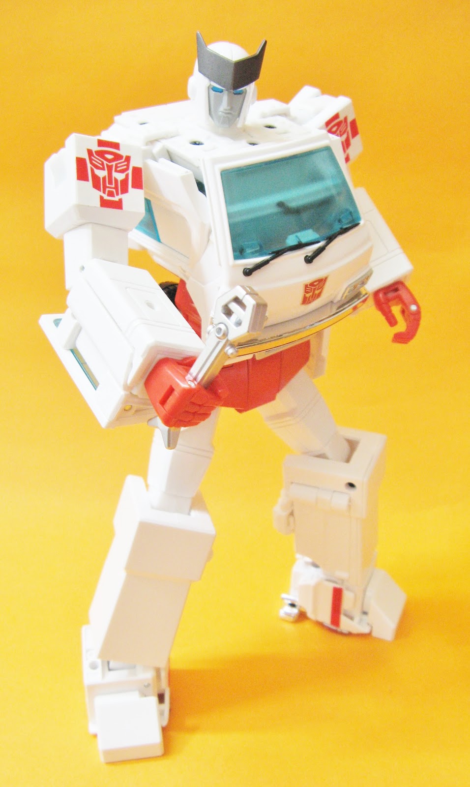 Transformers MASTERPIECE MP-30 Cybertron Medic RATCHET變形金剛傑作MP-30施比頓星看護 ...