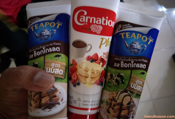 Krimer Teapot & Carnation Dalam Tiub