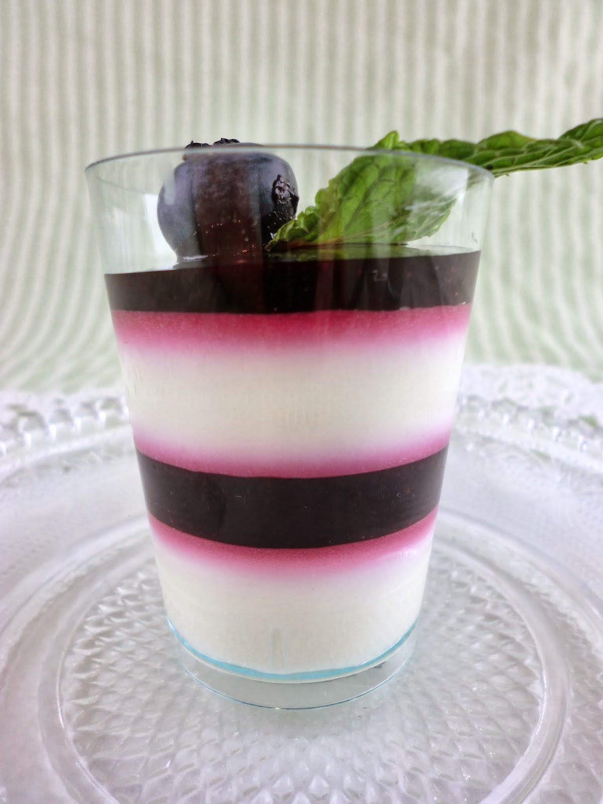 Uncasual Pâtisserie: Cassis Panna Cotta Verrines