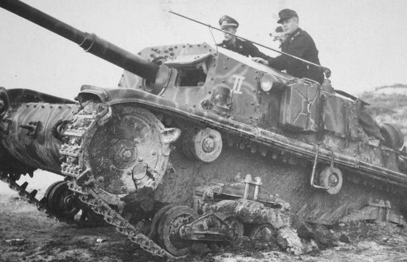 SI VIS PACEM, PARA BELLUM: IL SEMOVENTE ANSALDO M 43 "Bassotto"