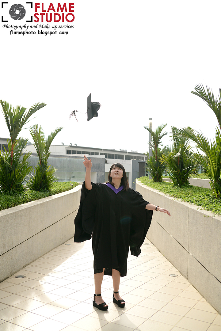 Flame Graduation Photography Studio: Graduation Convocation Family ...