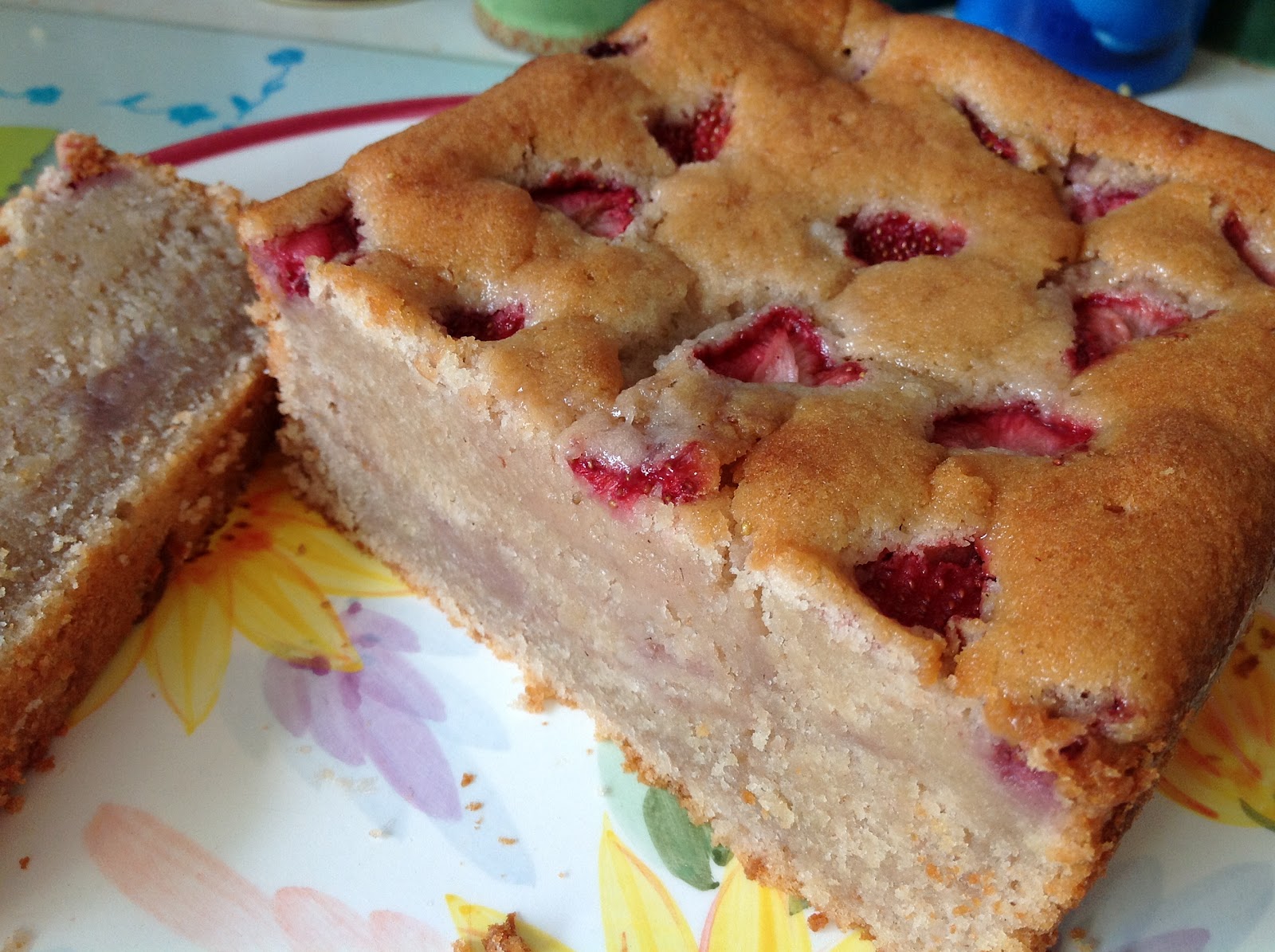 United Cakedom: Strawberry Loaf Cake!! (work in progress)
