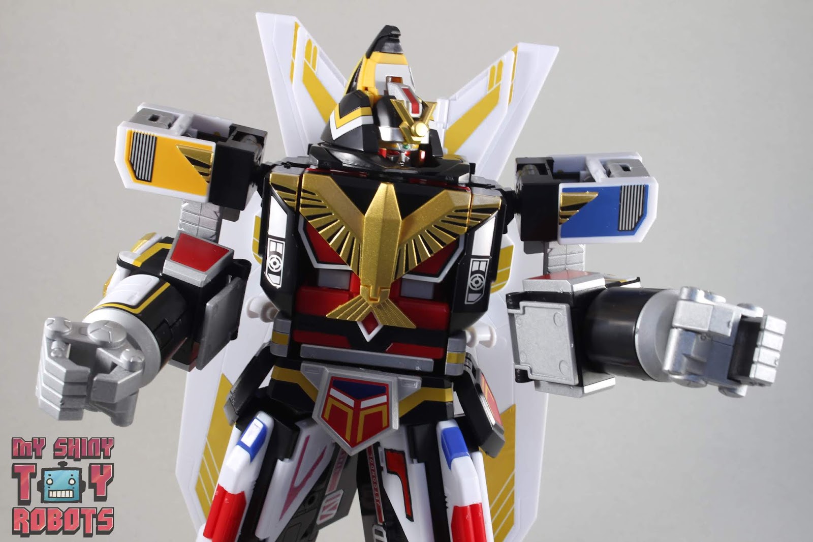 My Shiny Toy Robots: Toybox REVIEW: Super Mini-Pla Jet Garuda