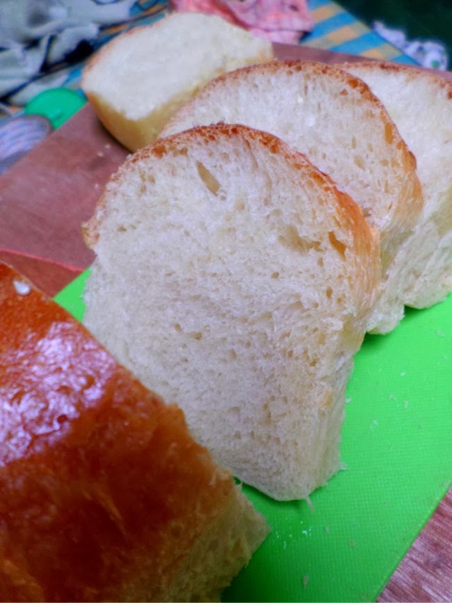 Amal's Kitchen : Simple & Easy Recipes: Roti Tawar (Loaf Bread) - Water ...