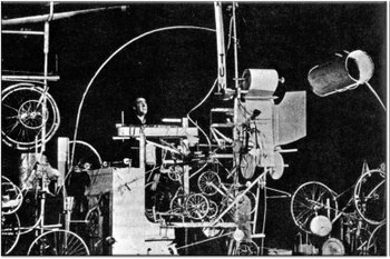 Arca Asemblaj - SENI VISUAL