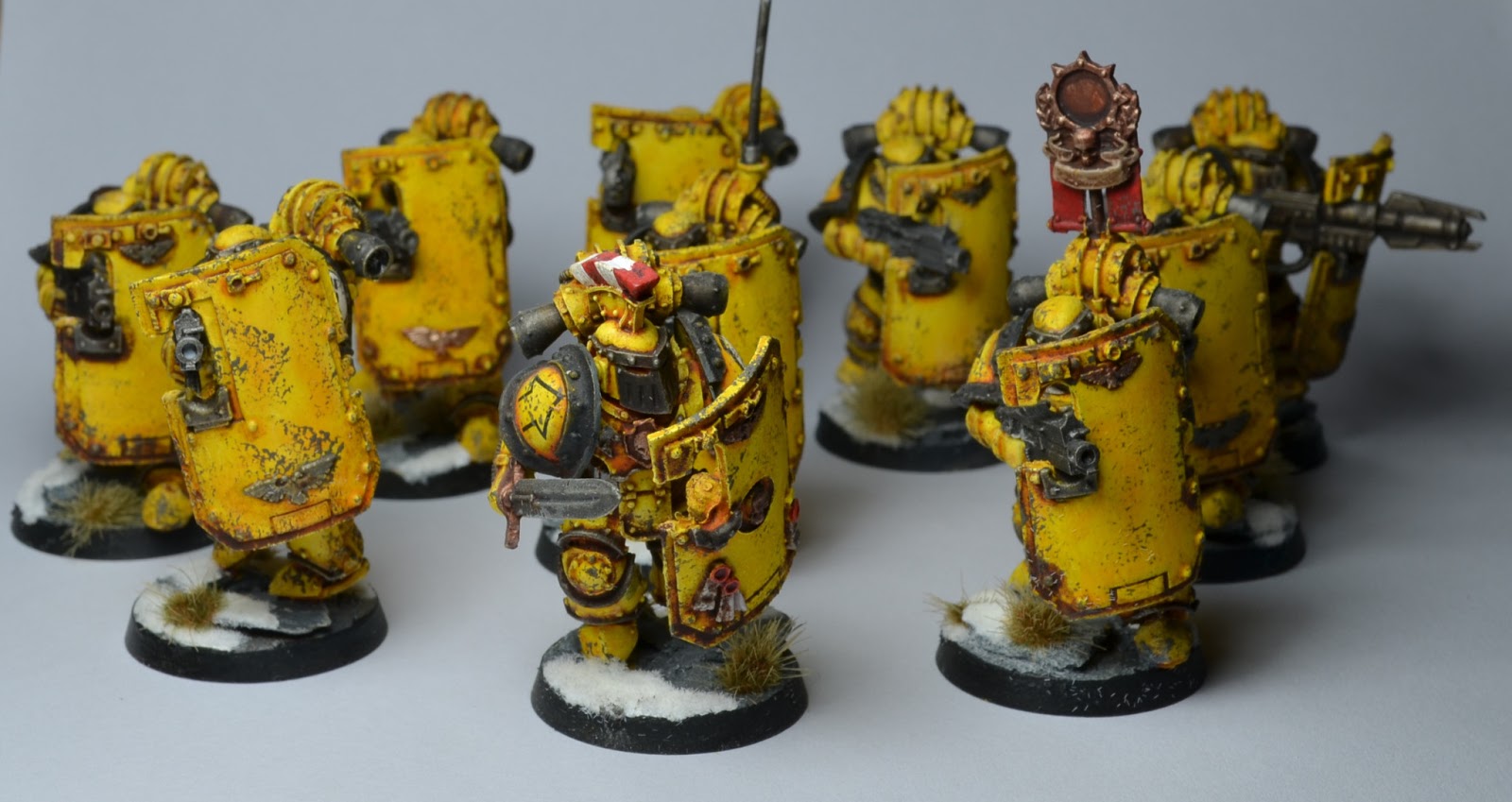 The Sons of Dorn: Mark IV Sergeant and Vox Astartes