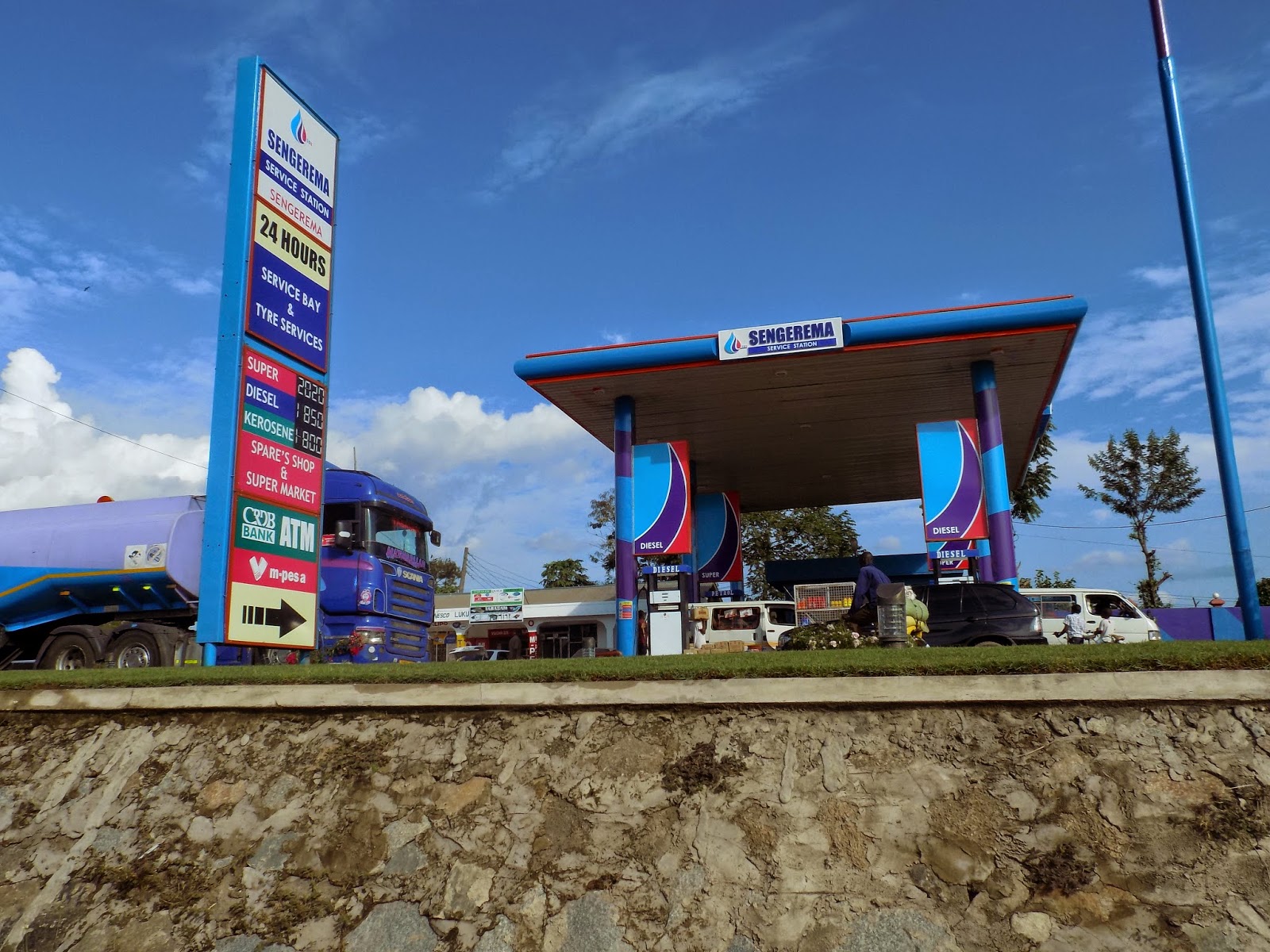 Hassan Kuku: SENGEREMA SERVICE STATION KITUO CHA MAFUTA CHA KISASA ...