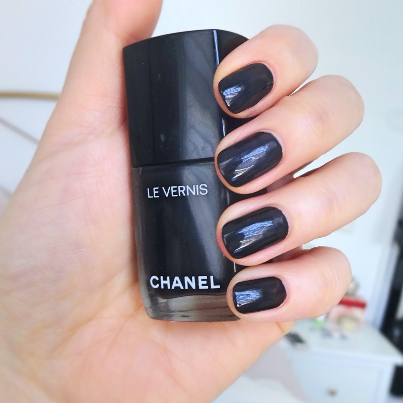 Chanel Le Vernis 538 Gris Obscur | Lenallure
