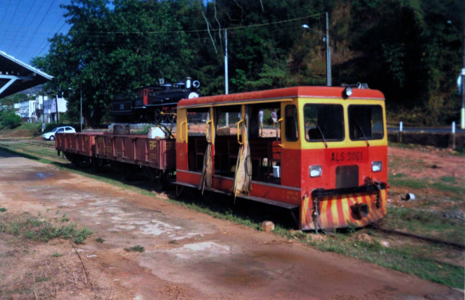 UMA VIAGEM PELOS TRILHOS DA CENTRO OESTE: Auto de linha de serviço da ...
