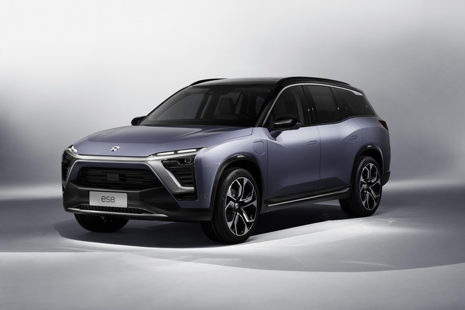 NIO Debuts ES8 Electric SUV For China