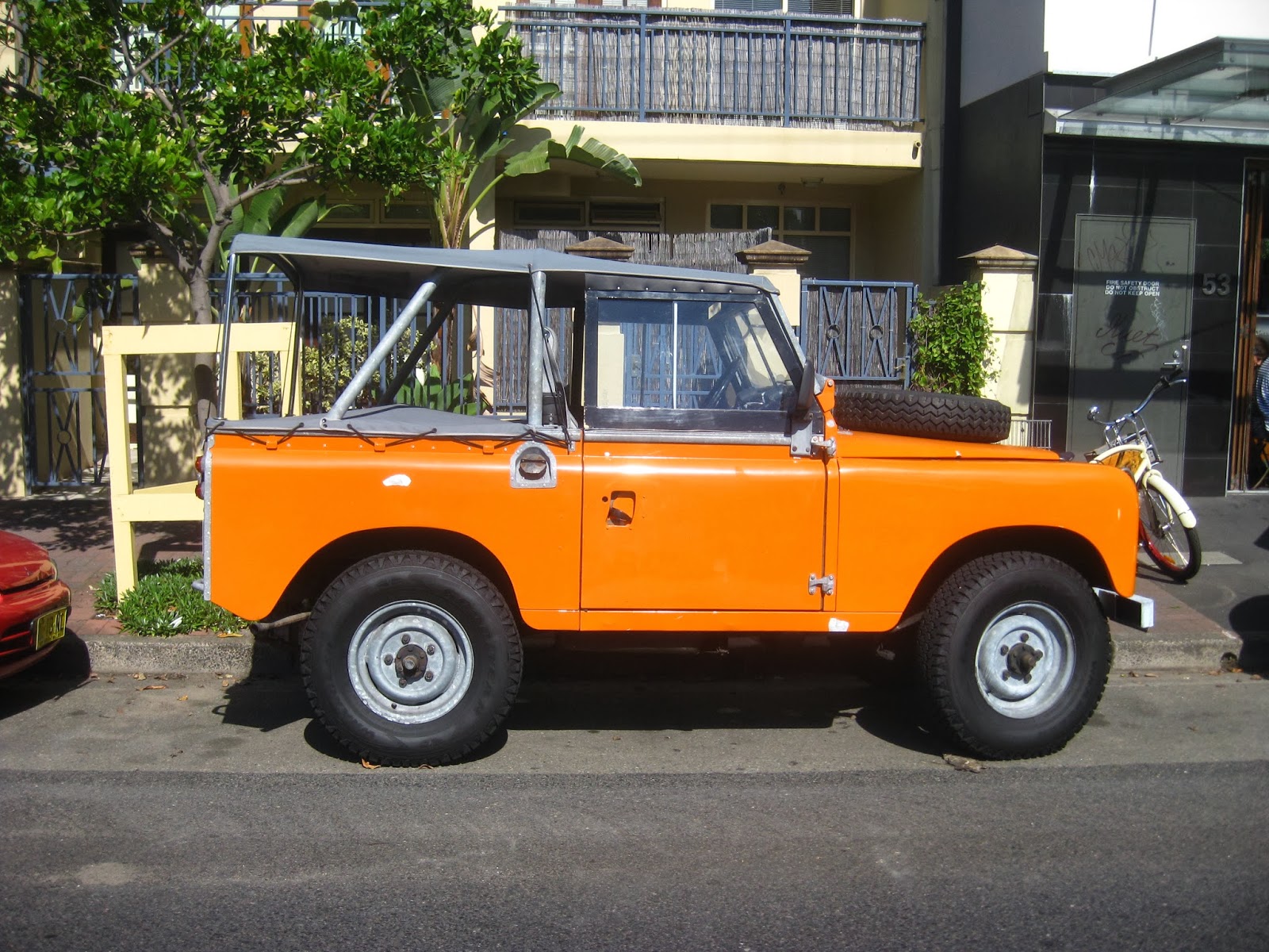 Aussie Old Parked Cars: 1971 Land Rover Series IIA SWB Ute