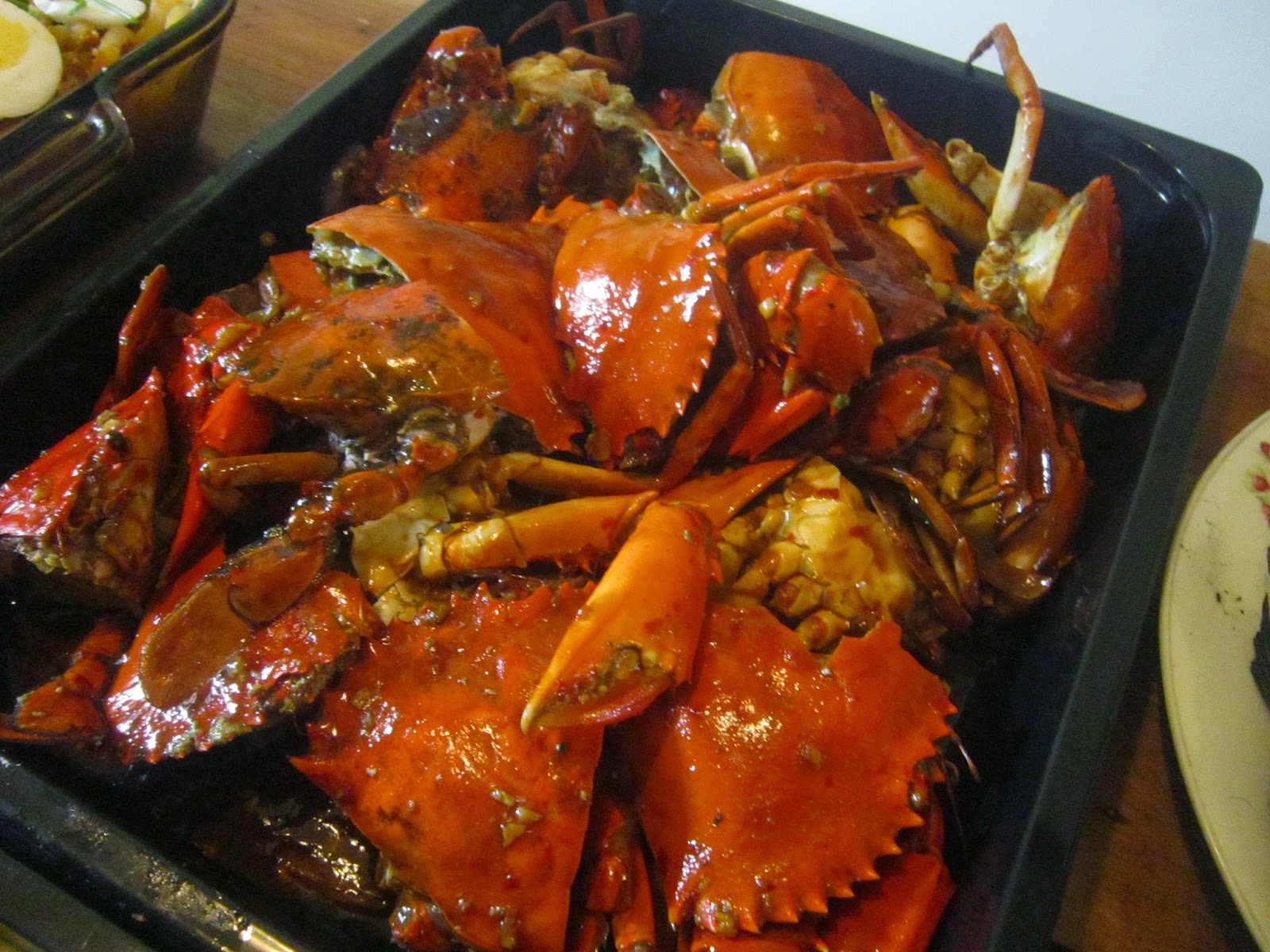 CRABS in SWEET CHILI-GARLIC SAUCE
