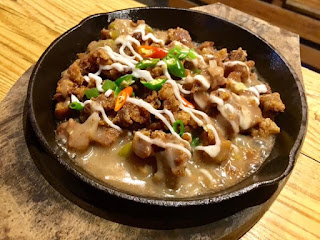 Crispy Ulo Ulo at Central Park Iloilo
