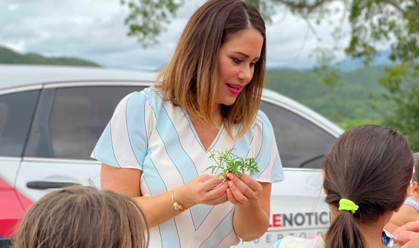 Grenda Rivera se queda en el noticiario de Telemundo PR