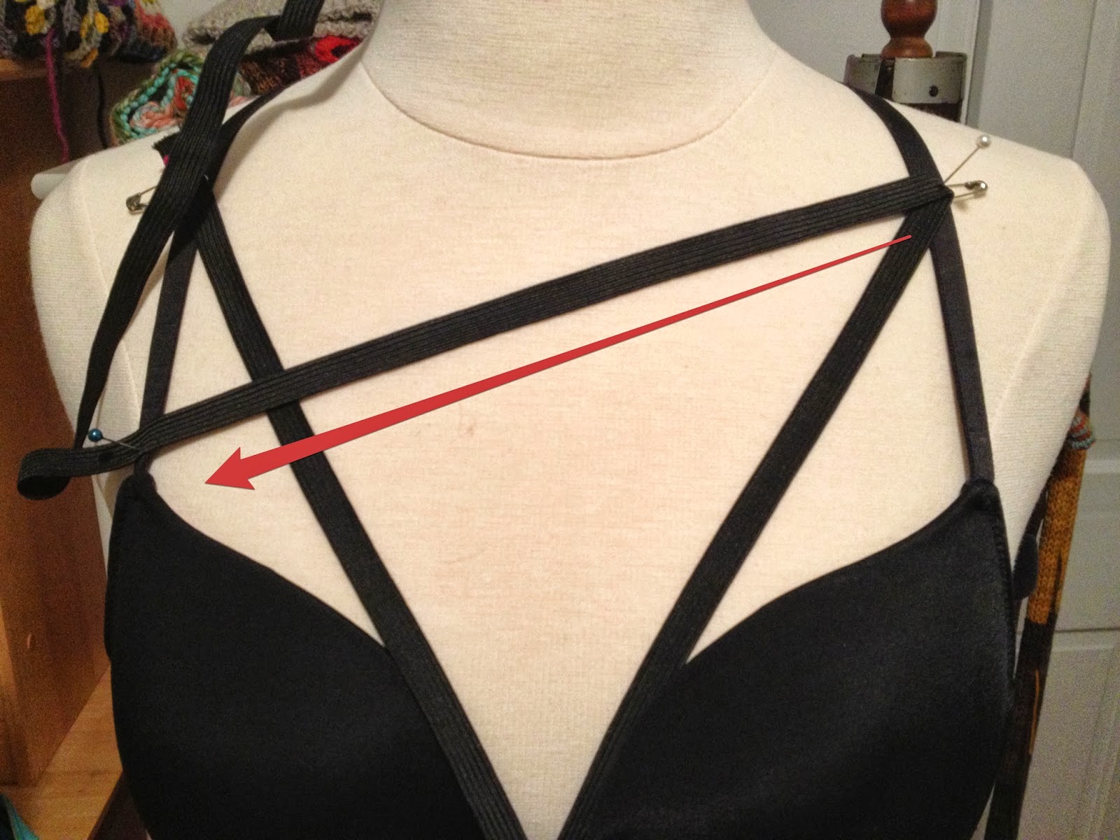 bombasine: DIY Pentagram Cage Bra (or: Alex Takes Her Shirt Off for Crafts)