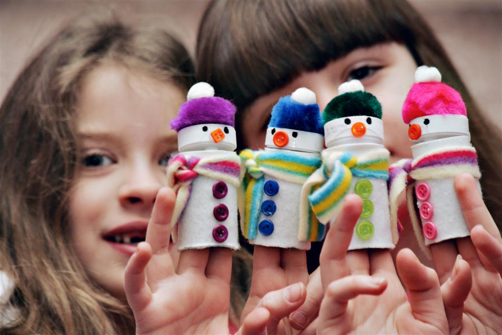 those northern skies: Gorgeous Pinata, Snowman Finger Puppets ...