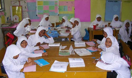 English Shared: Education In Indonesia