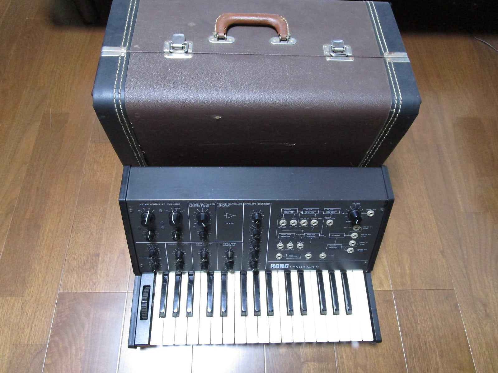 MATRIXSYNTH: Korg MS-10 MS10 Vintage Analog Semi-Modular Synthesizer w ...