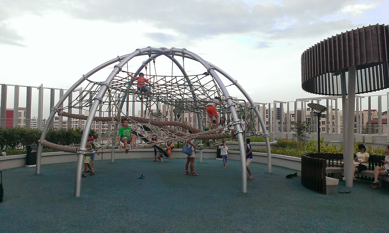 With Kids, We Go...: Roof-Top Outdoor Playground @ East Point Mall