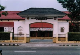 SPENSA SMART: SELAMAT DATANG DI SMP NEGERI 1 PADANG