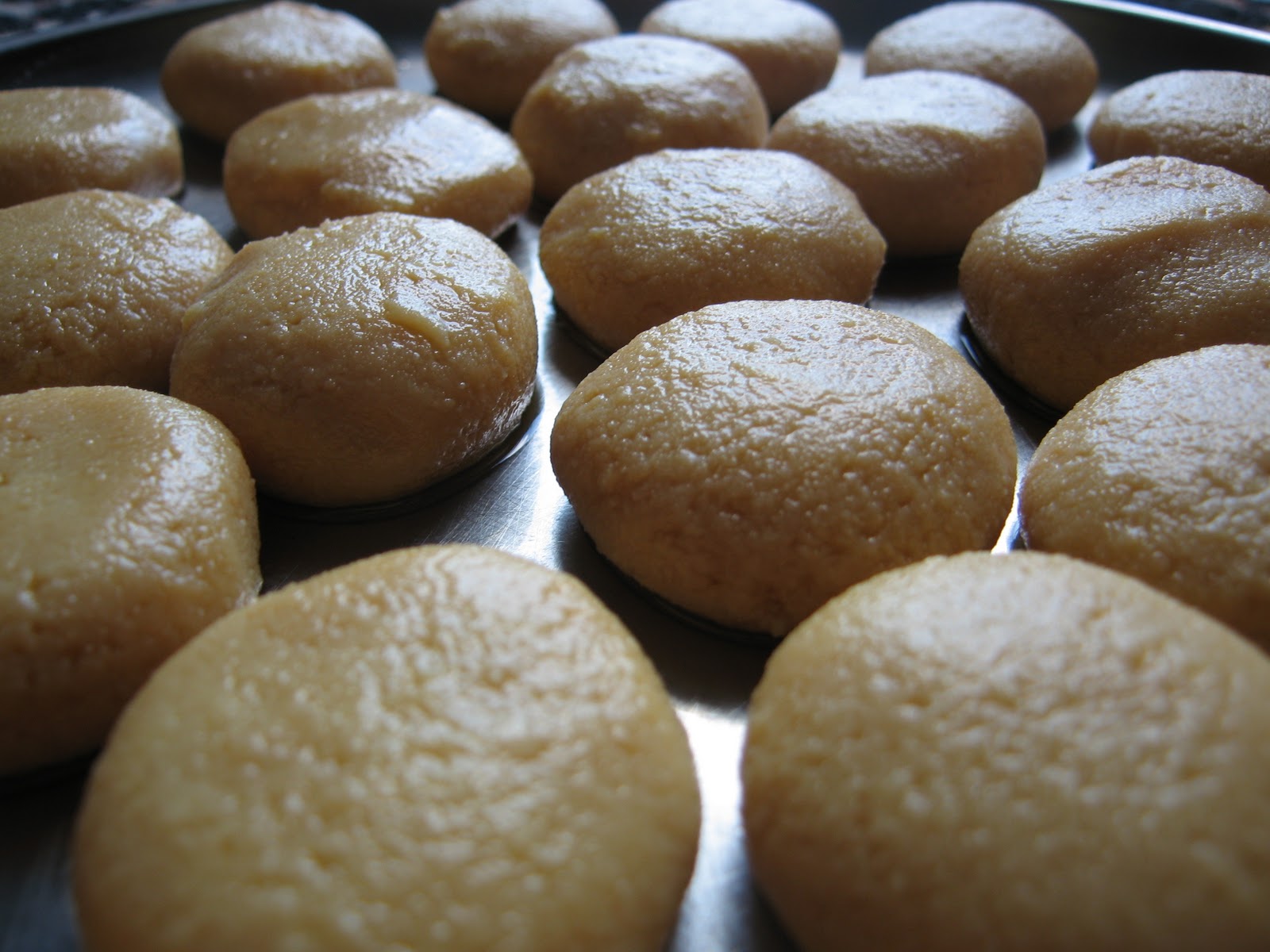 Microwave Peda / ಮೈಕ್ರೋವೇವ್ ಪೇಡಾ (Re-posted) | Recipe world