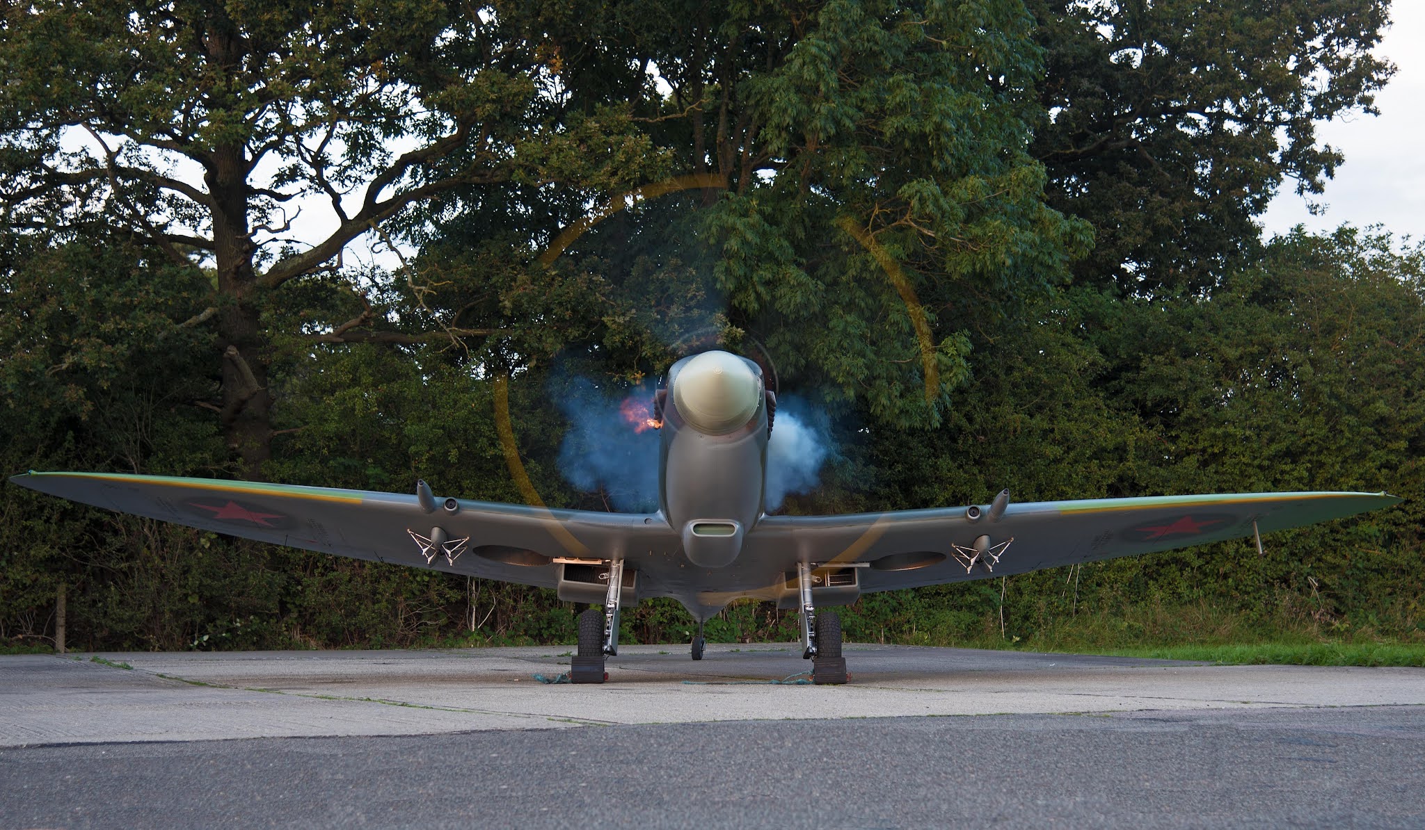 The Russian Spitfire PT879 (The Hangar 11 Collection) North Weald ...