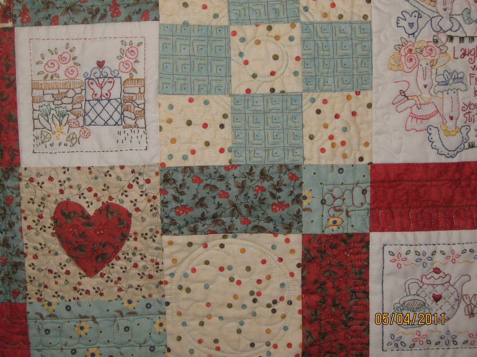 quiltmekiwi: Red Brolly