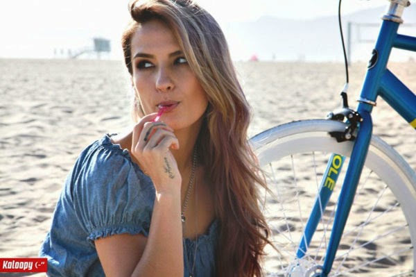 La infartante Shay Maria posa para Kaloopy - Noticias del Mundo