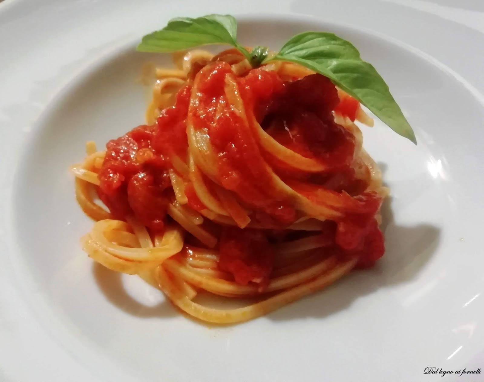 Trighetto pomodoro e basilico.