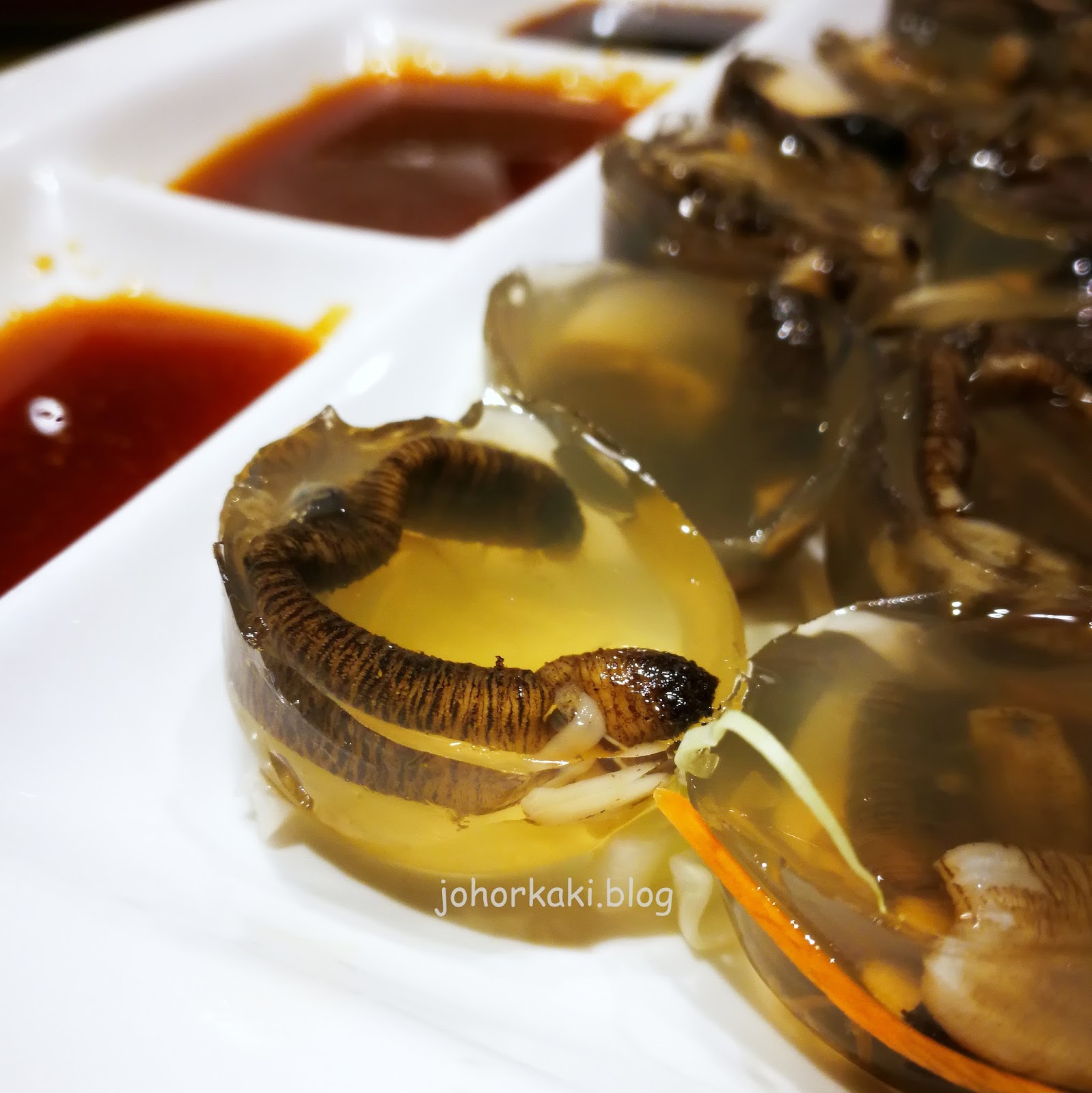 Must Try Food in Xiamen. Sand Worm or Tusun Jelly 土笋冻 |Tony Johor Kaki ...