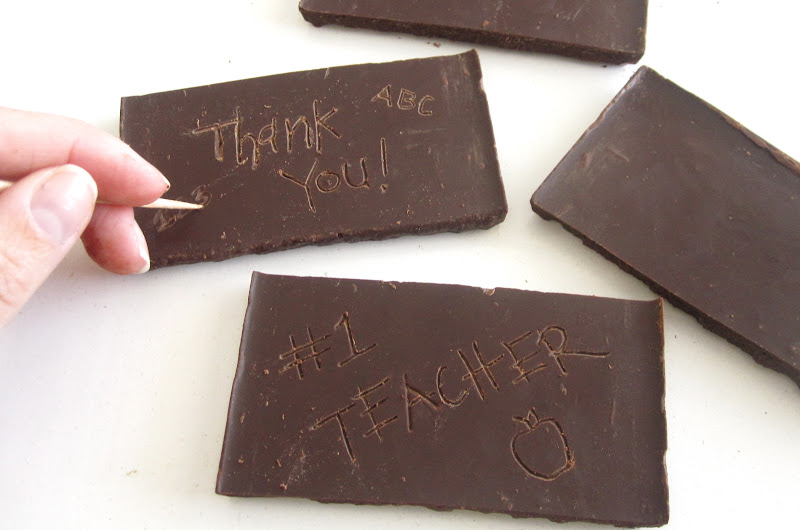 DIY Toothpick Engraved Chocolate Bar Chalkboards - The Lindsay Ann