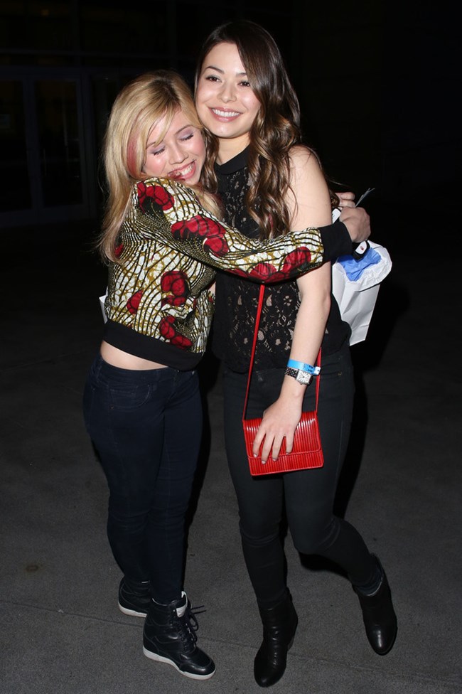 El Blog De La Tele: Miranda Cosgrove y Jennette McCurdy en concierto de ...