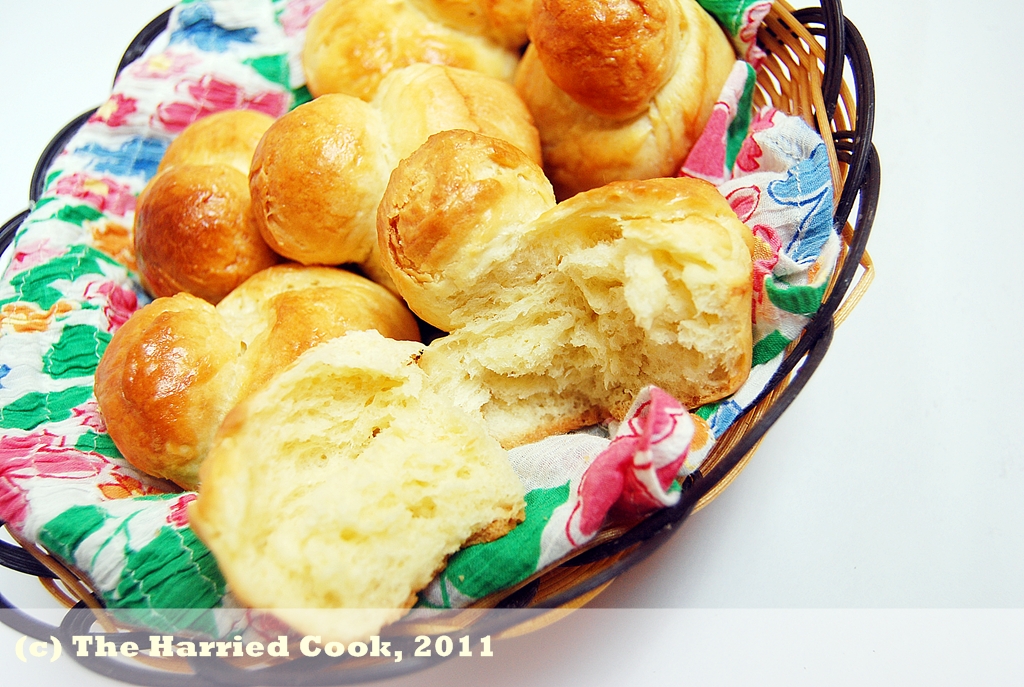 The Harried Cook: Mini Brioche