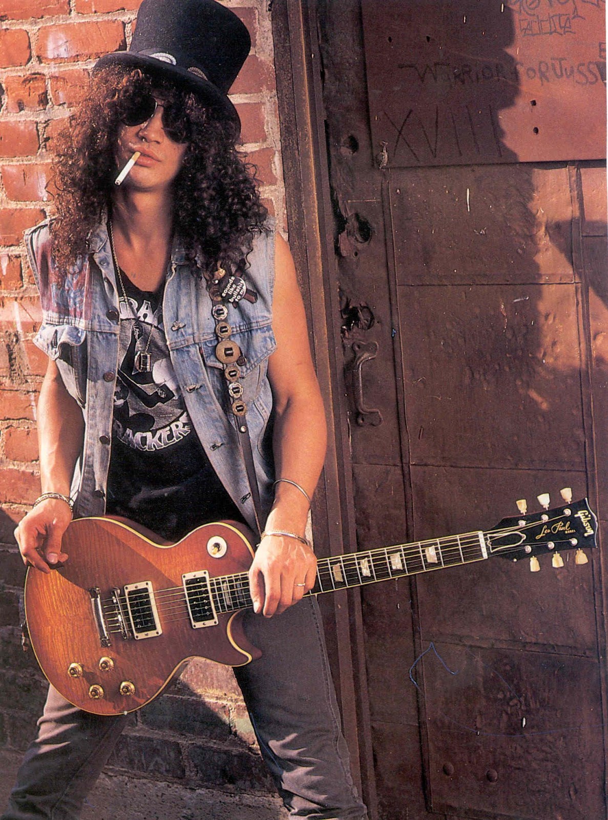 PERSONAJES ILUSTRES: Slash PERSONAJES ILUSTRES: Slash