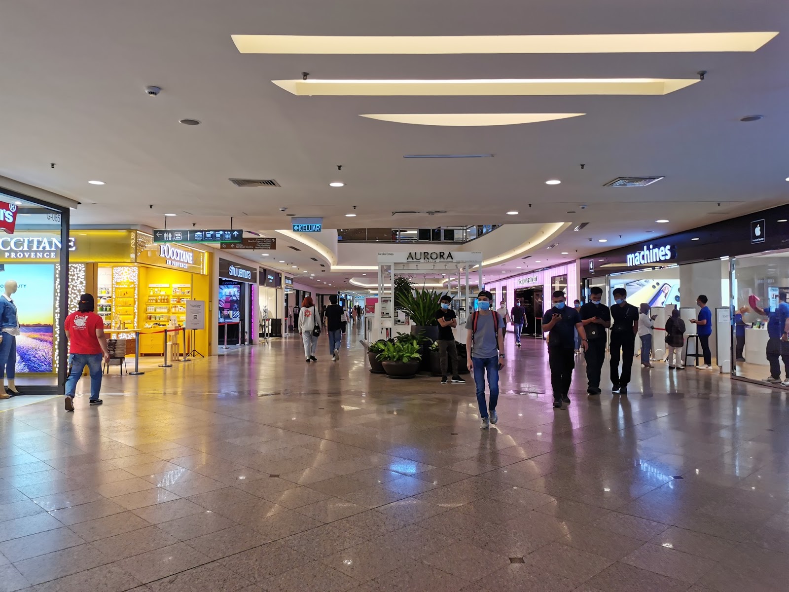 The Beauty Junkie - ranechin.com: The New Normal Way of Shopping @ Mid ...