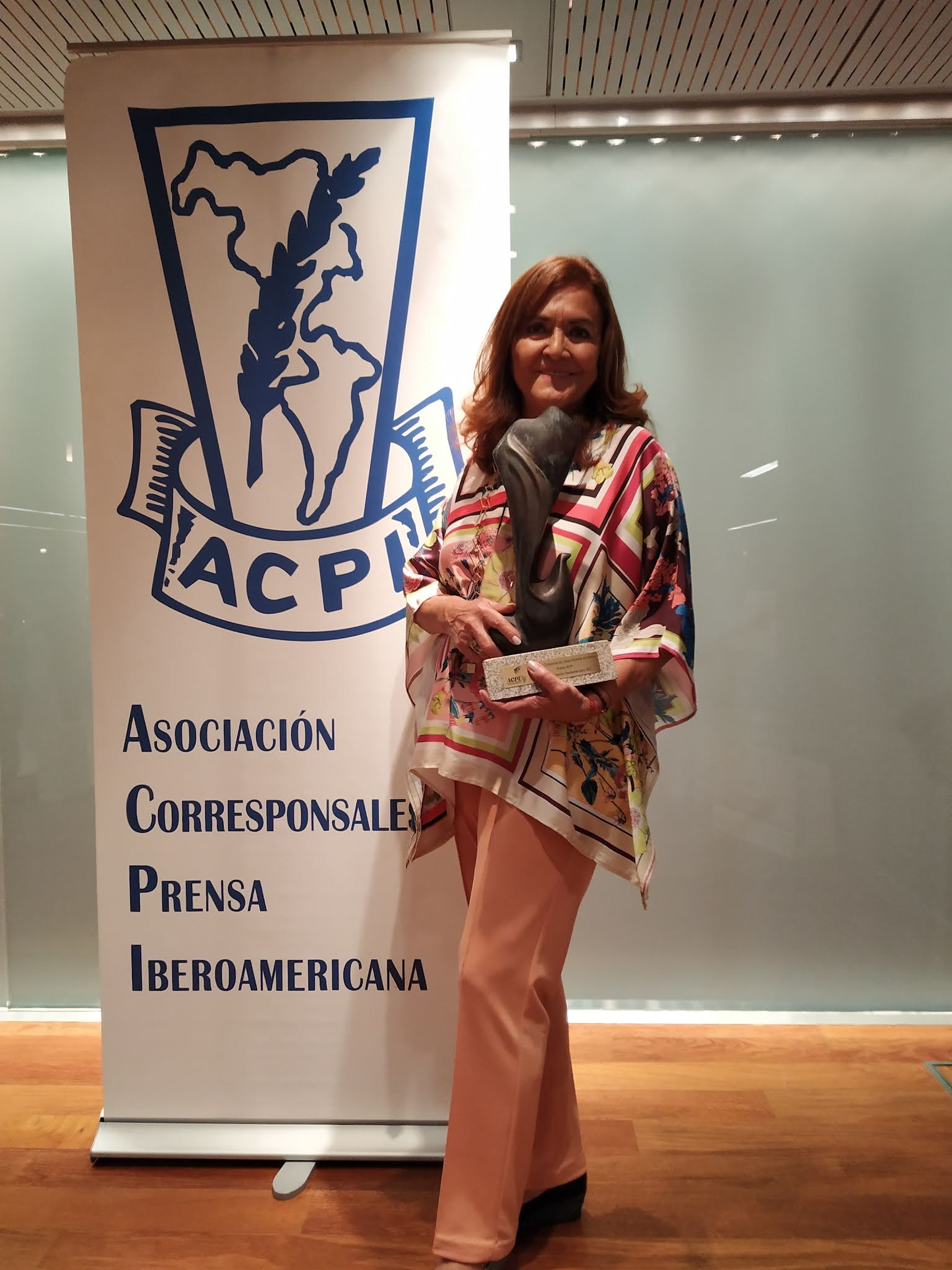 LA MIRADA ACTUAL: Patricia Larrea, escultora ecuatoriana, exposición ...