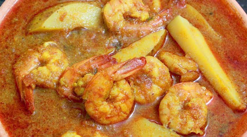 Prawn Potato Curry (Chungudi Aloo Tarakari) Odia Cooking Recipe