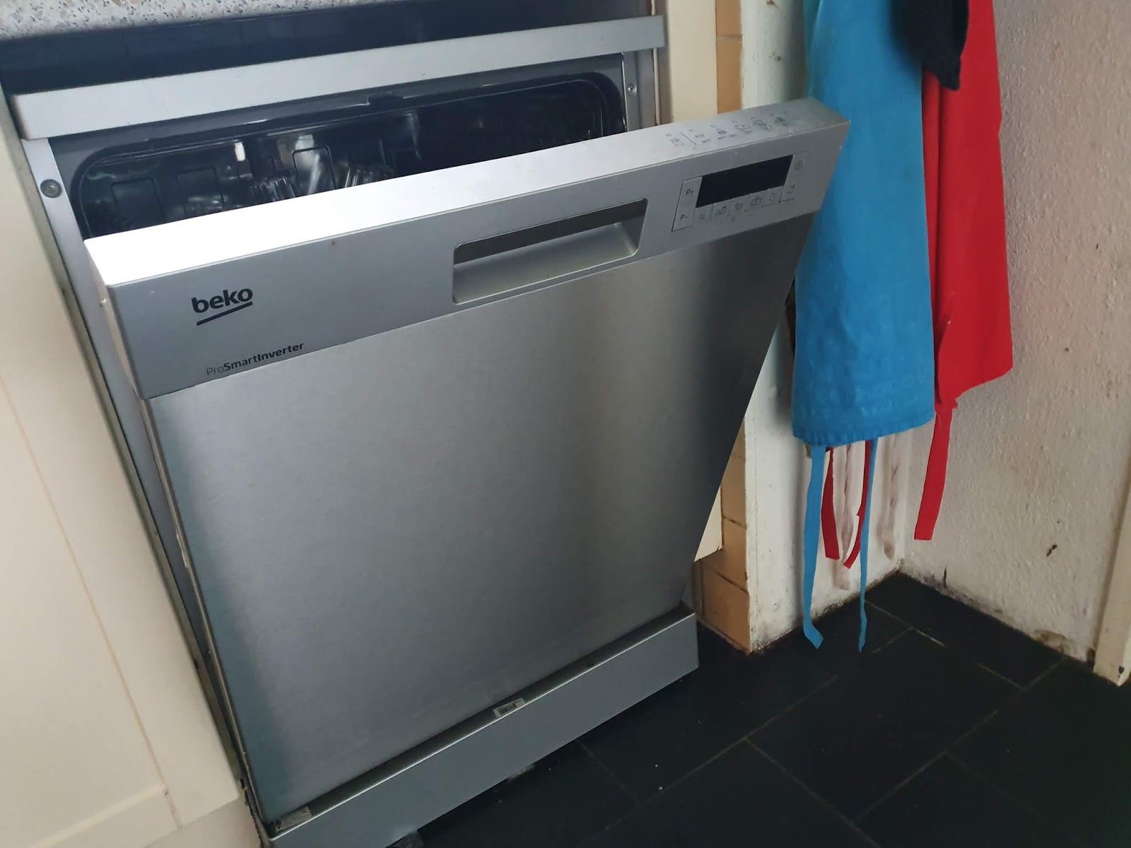 BEIJUMNIEUWS: EEN VAATWASMACHINE VIA HERMAN WITGOED