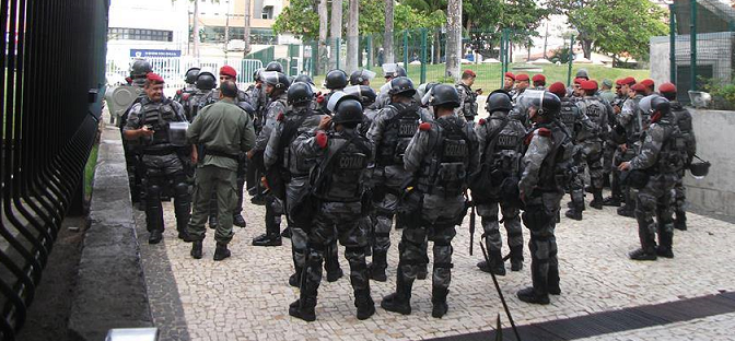 Batalhão de Choque da PM vai ocupar presídios cearenses enquanto durar ...