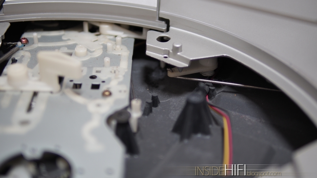 Inside Hi-Fi: Technics SL-QX200 (SL-QX200-SEi)