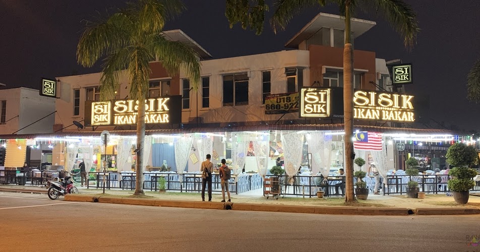 Restoran Sisik Ikan Bakar: Where The Seafood is Fresh and The Food is ...
